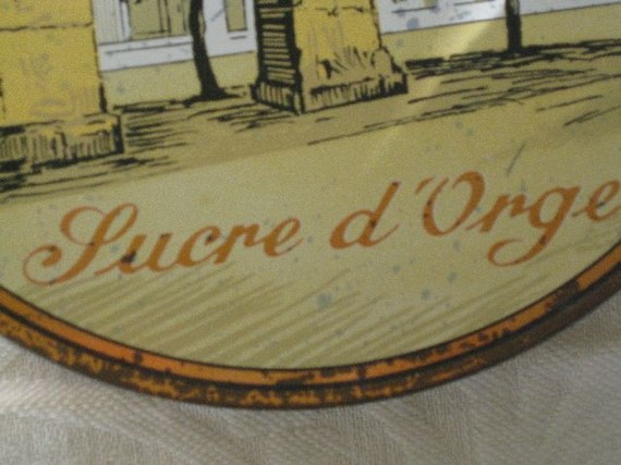 Vintage French Candy Tin Yellow And Black Details on Luulla