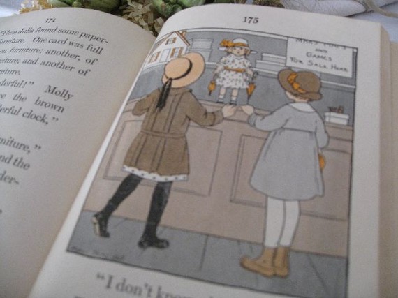 1930s Happy Days Book Vintage on Luulla